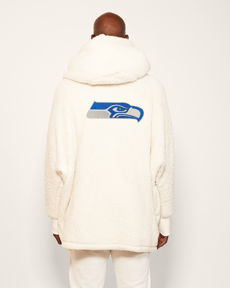 Seattle Seahawks Lounger in 2XL/3XL | Soft Sherpa Hoodies & Lounger ...
